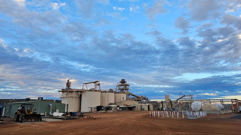 Home Total Workplace Solutions